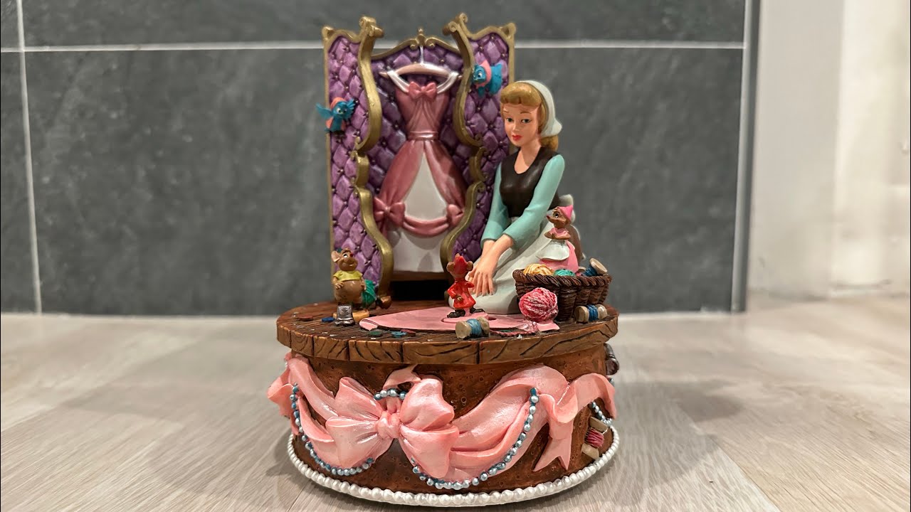 Disney Music Box | Cinderella Surprises - YouTube