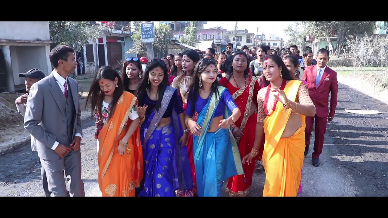 THARU WEDDING DANCE PATIHANI CHITWAN - YouTube