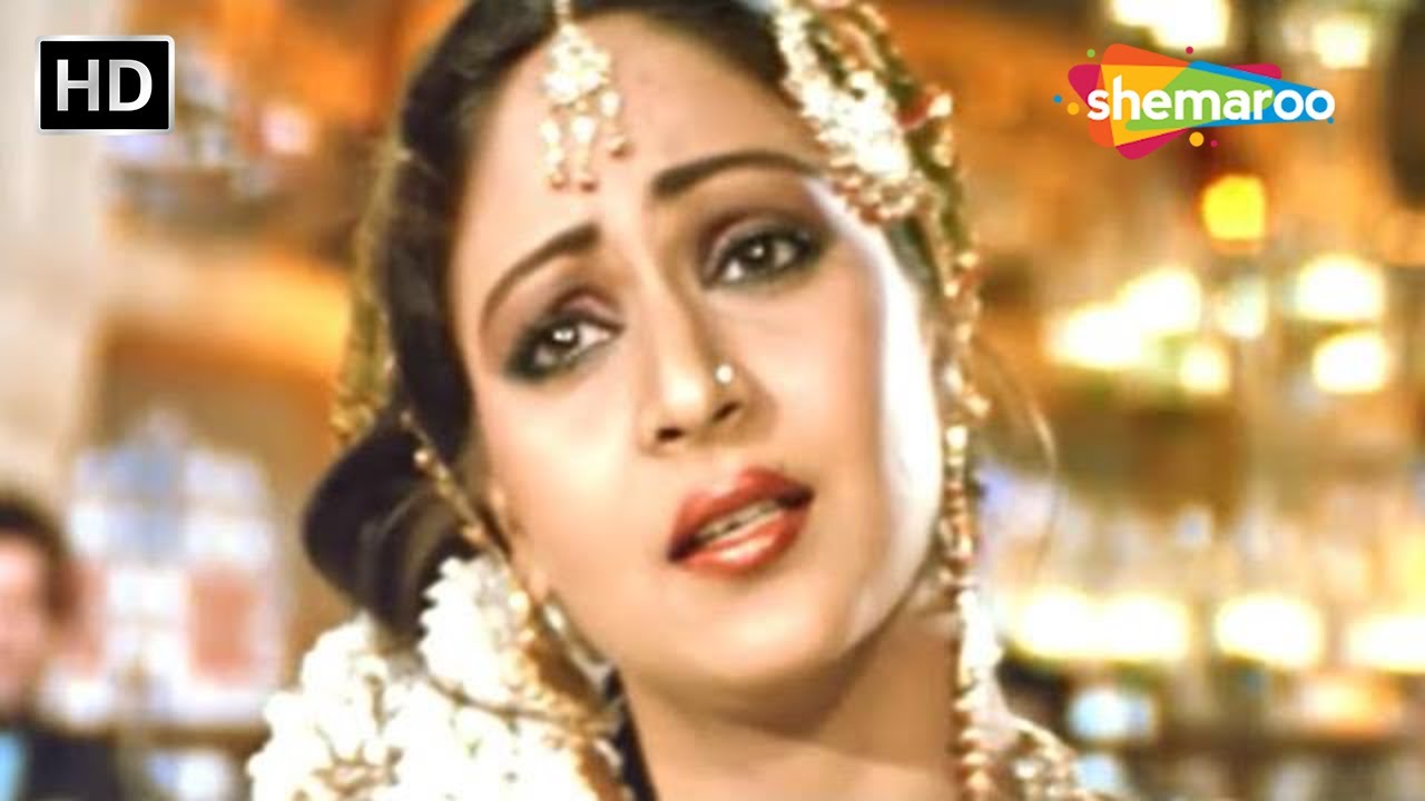 बहुत देर से दर पे, आँखें लगी थीं | Bahut Der Se Dar Pe, Aankhe Lagi Thi | Tawaif | Rati ...