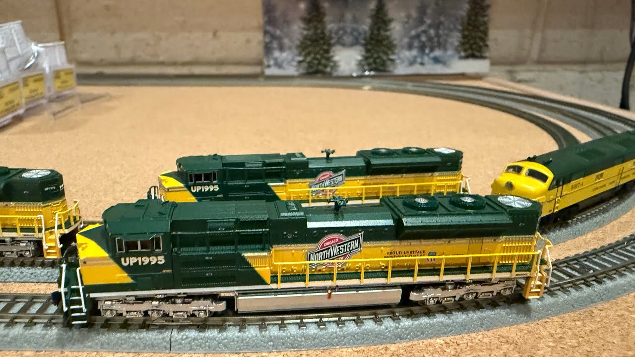 AZL 63109-5B UP Heritage CNW SD70ACe 1995 Test Run at z.scale.hobo 10. ...