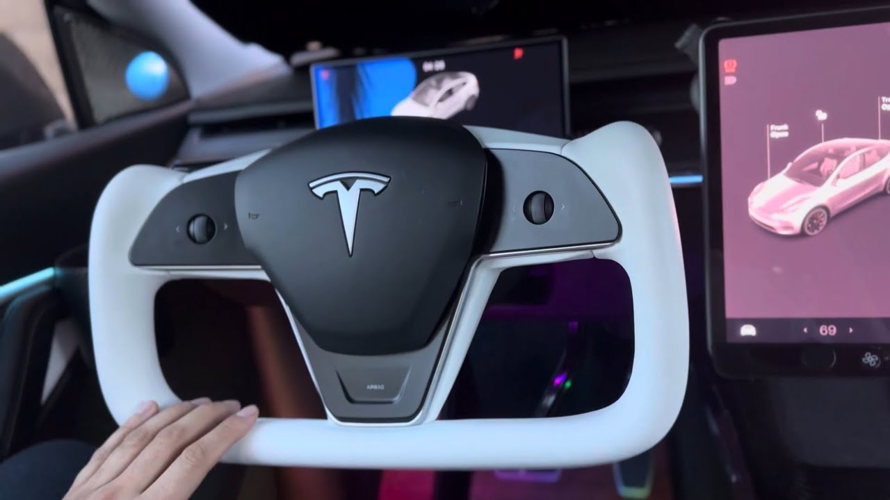 Tesla Model Y and 3 NEW Yoke Steering Wheel Inspired by Plaid - YouTube
