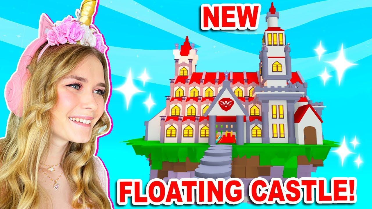 *NEW* GIANT FLOATING CASTLE In Adopt Me! (Roblox) - YouTube