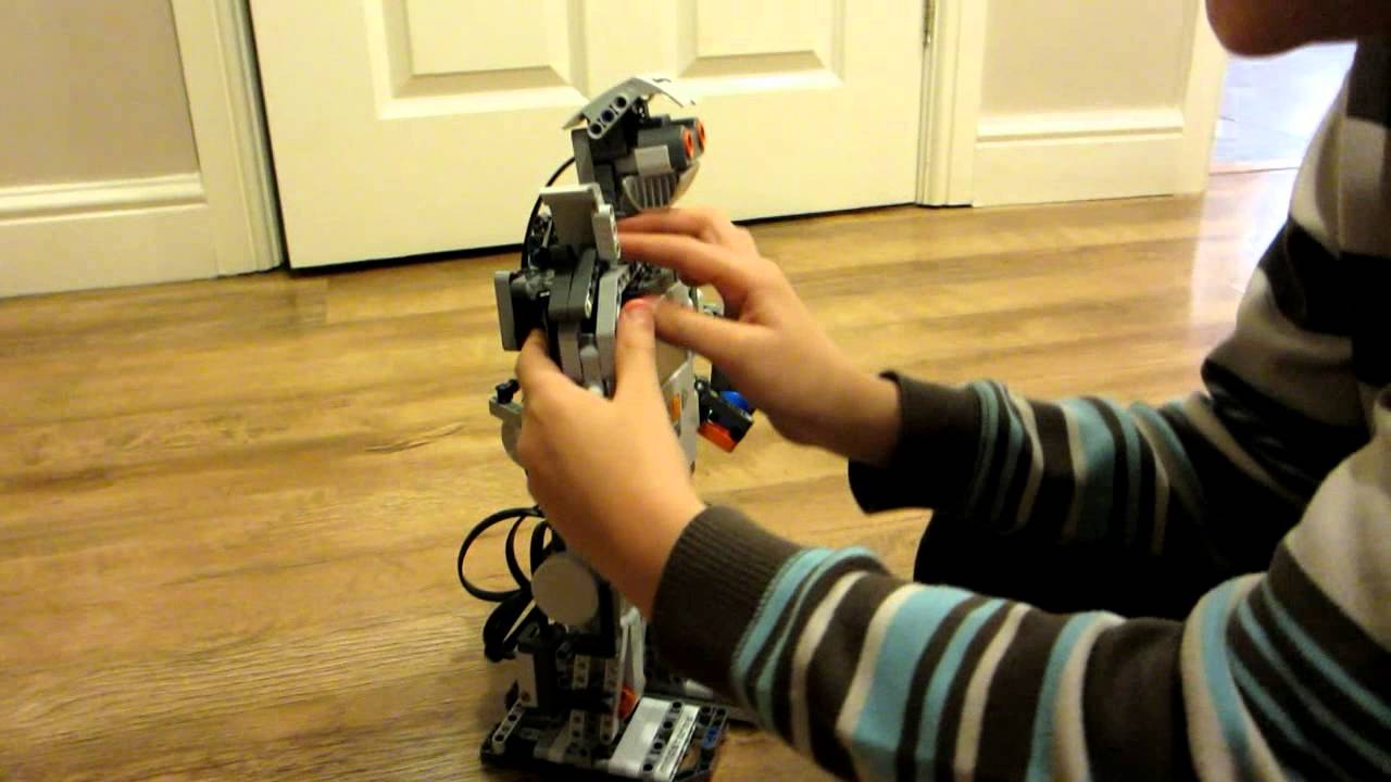 LEGO Mindstorms NXT 2.0 Alpha Rex - YouTube