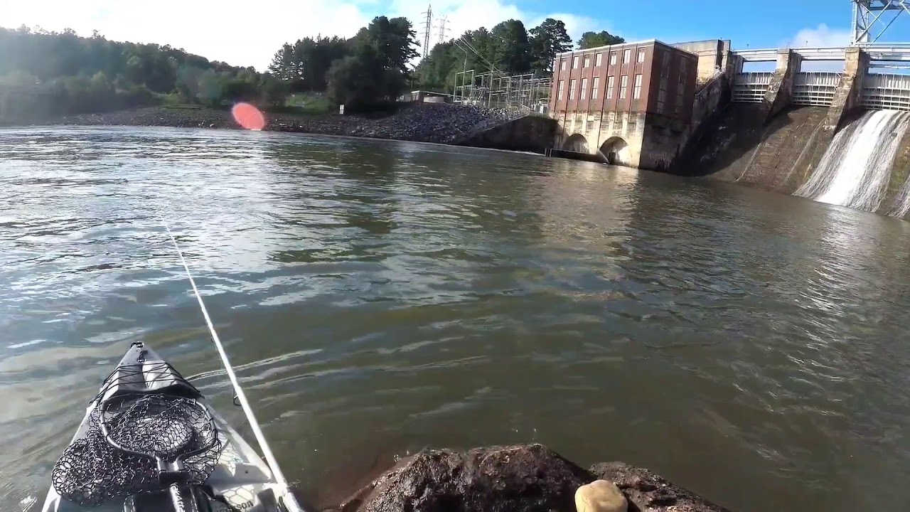 Kayaking at Oxford Dam - YouTube