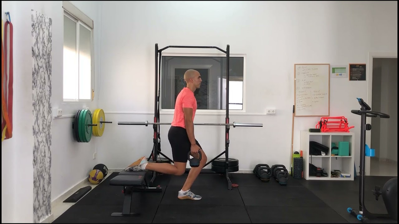 Contralateral RFE Split Squat - YouTube