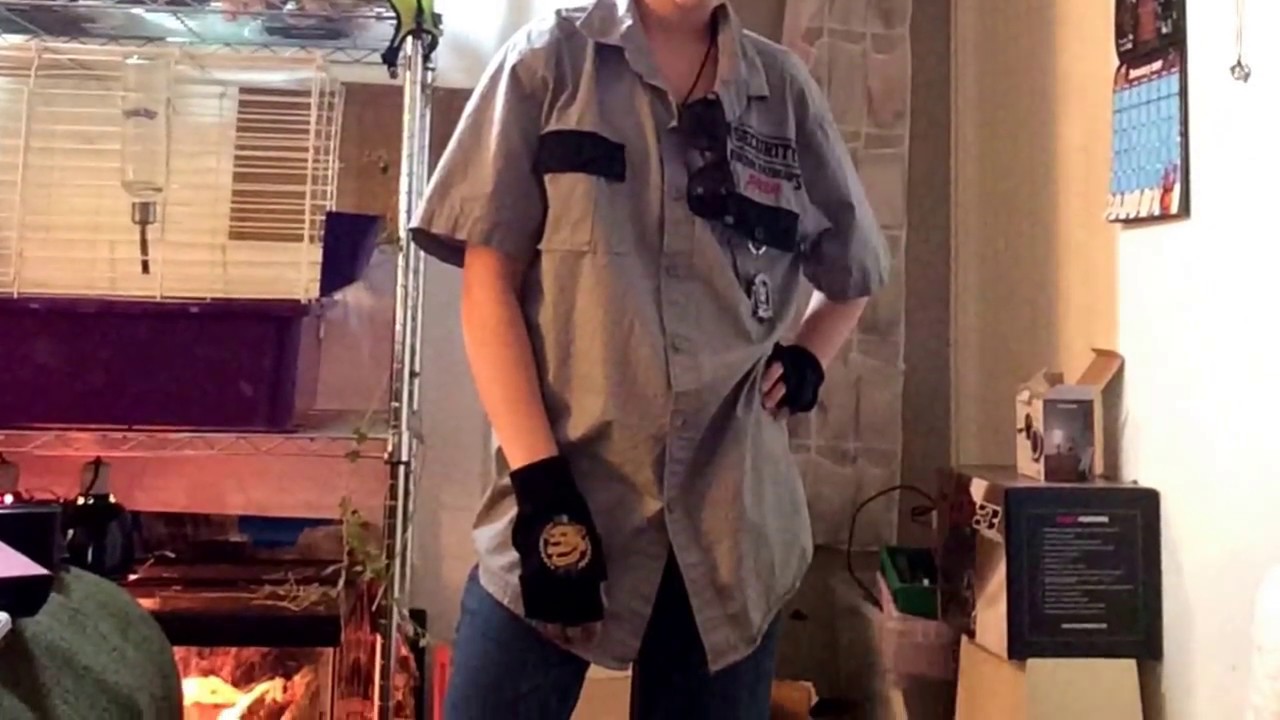 My FNAF night guard cosplay - YouTube