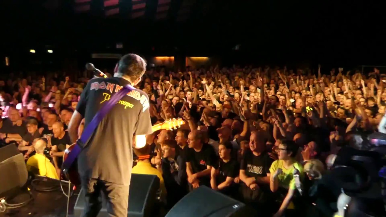 Stiff Little Fingers - Suspect Device 17/03/2017 Glasgow Barrowland ...