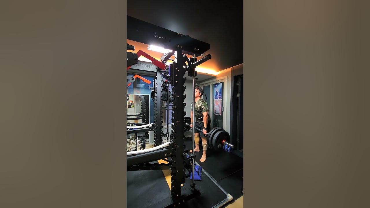 #집에서홈트#150kg*10#데드리프트#의대교수#닥터메가톤 - YouTube