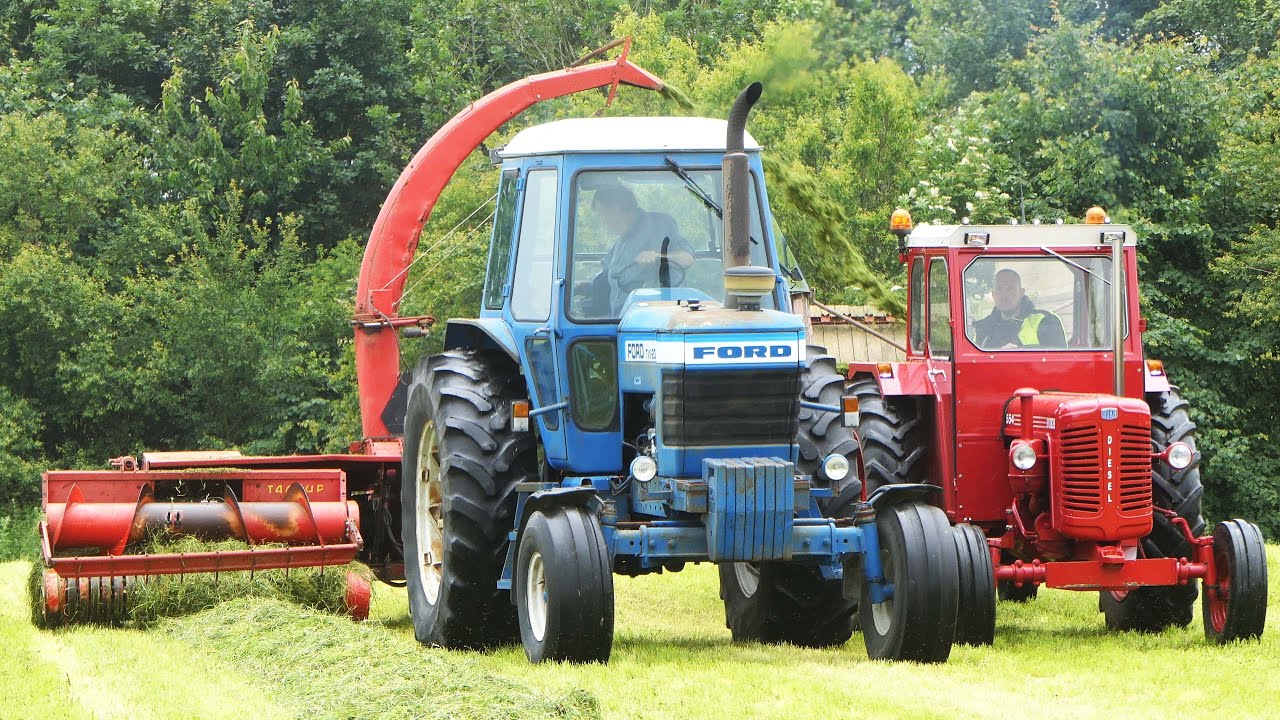Ford TW-20 Chopping Grass | Vintage Grass Silage Day 2024 - YouTube