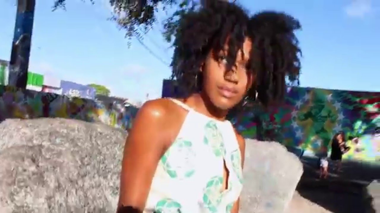 New Vintage: Mariya Kelly A/W '15 - YouTube