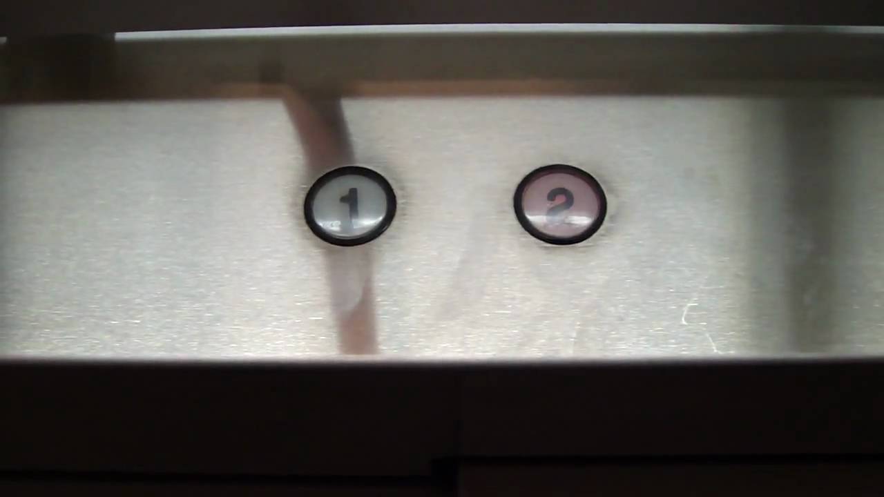 Westinghouse Hydraulic service elevator @ Valley View Mall behind ...