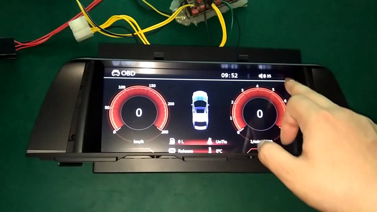 BMW F10 change screen - YouTube