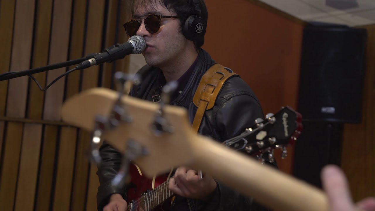 Joe Batta & I Jeko - Penso Che Sia Così (Live) - YouTube