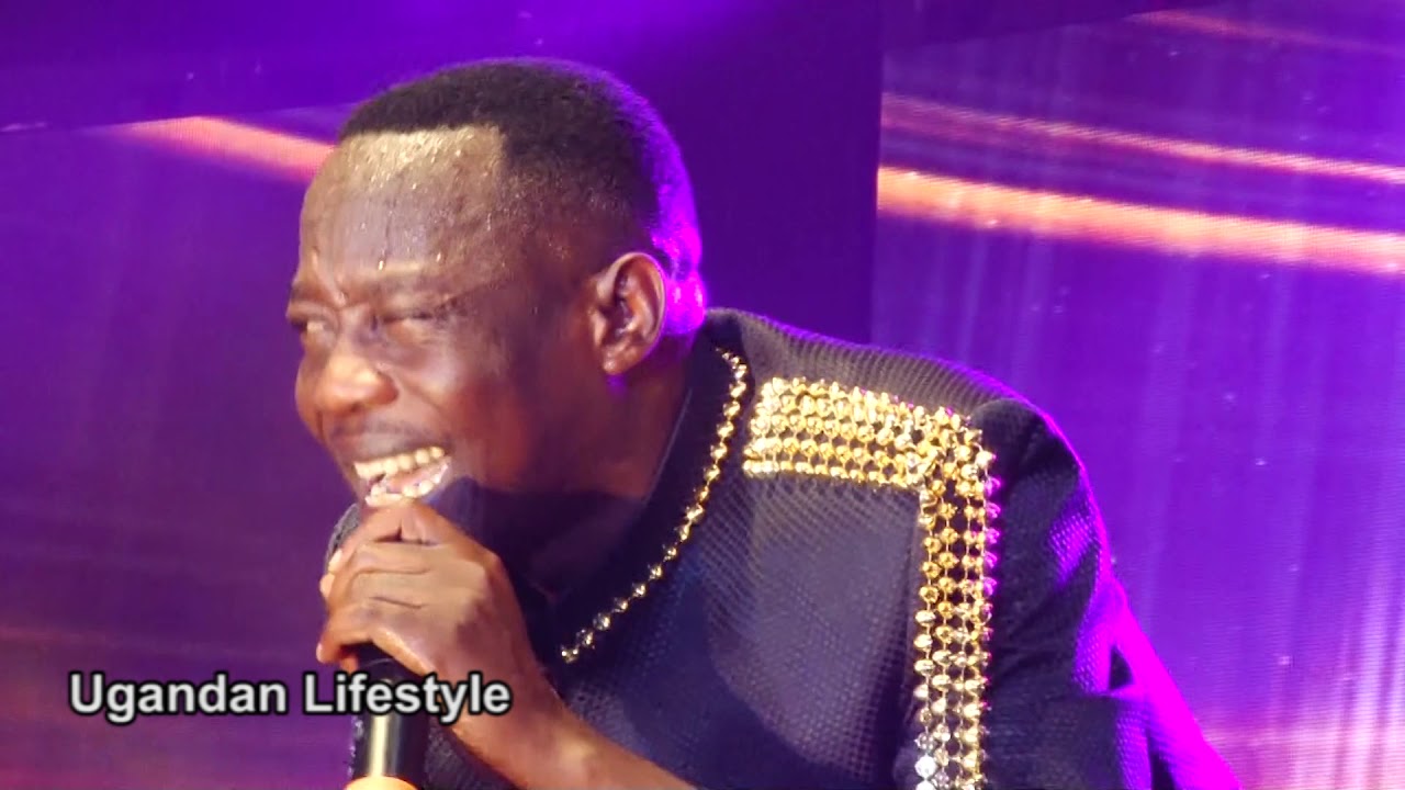 Mesearch Semakula performing live at Afrikana.. BWAGAMBA CONCERT. - YouTube