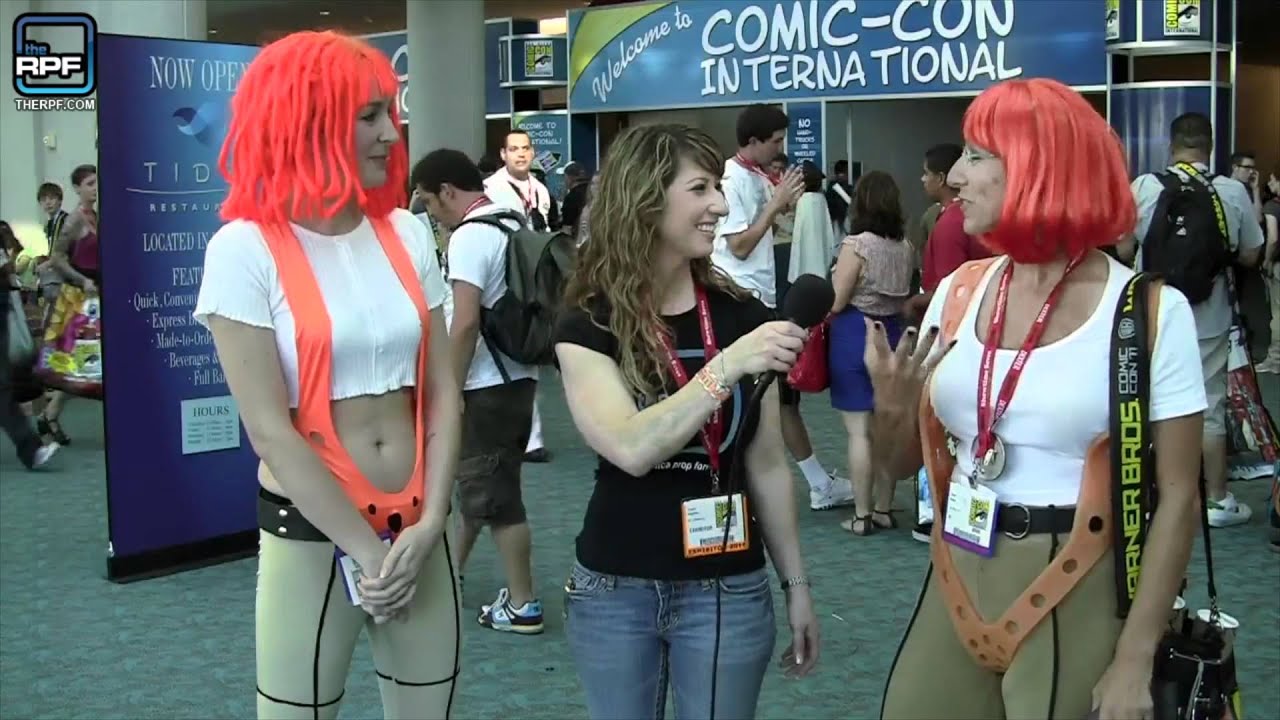 Costumer Interviews from Comic Con 2011 - YouTube