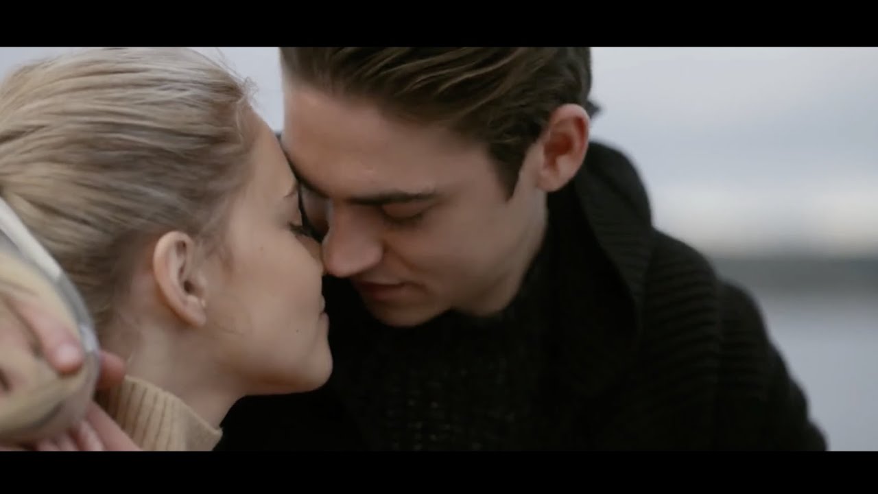 After 3: We Fell - Tessa y Hardin hablan en el yate (HD Clip) Español ...