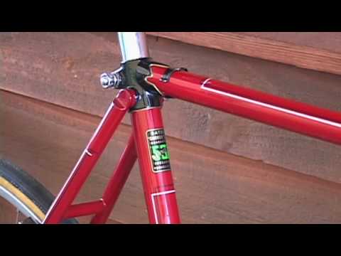 1939 Bates B. A. R. Bicycle at 2008 All British Cycling Ev - YouTube
