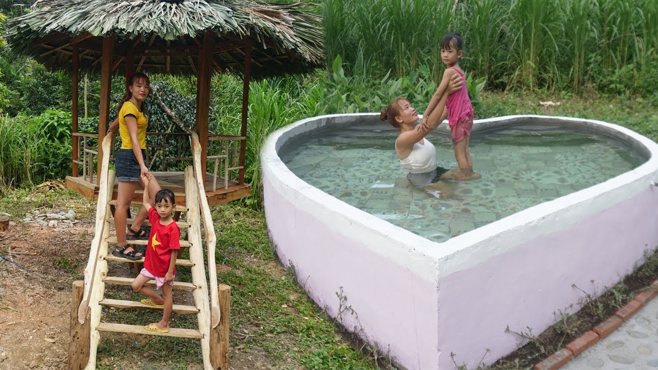 Complete Log Cabin Relaxing By Wooden. 365 Day Living Off Grid With ...