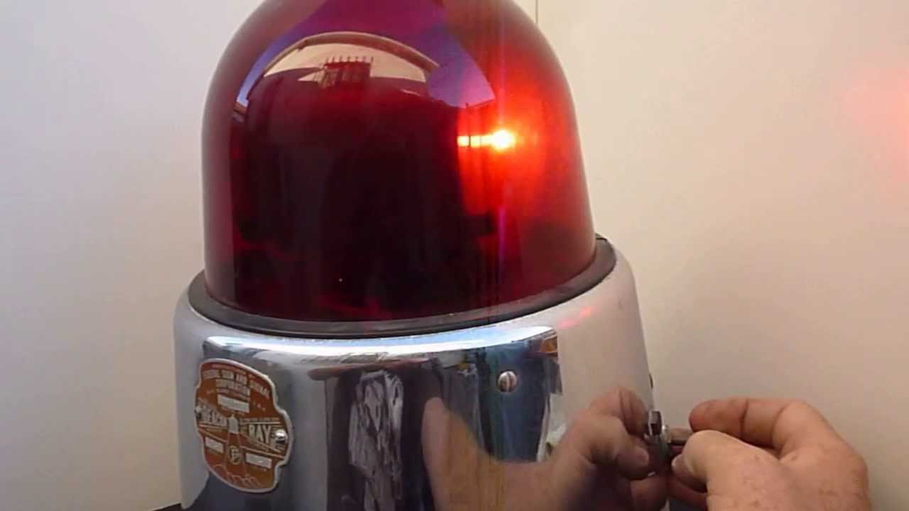 Federal Signal Beacon Ray Model 17-C, with Cutout Switch - YouTube