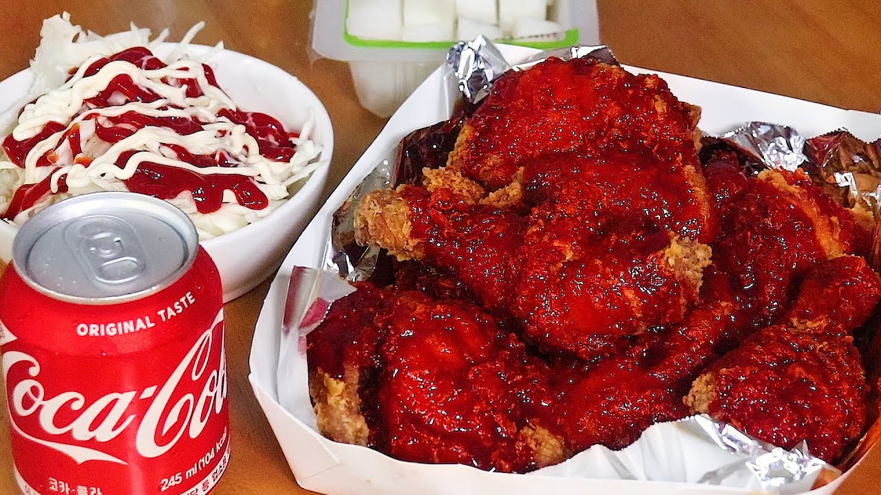 치킨이 왜 이렇게 매워?? BBQ 뱀파이어치킨 3단계 헬게이트맛 with 치밥 Shocking hot Vampire Fried ...