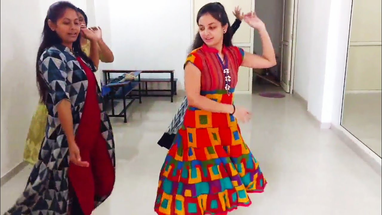 char char bangdi vadi audi | garba dance | Gujarati Dance | - YouTube