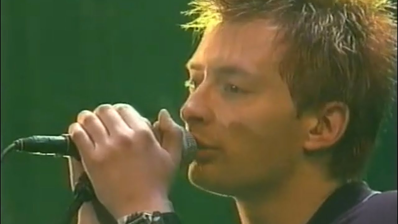 Radiohead - Creep (Live at Pinkpop Festival, 1996) - YouTube
