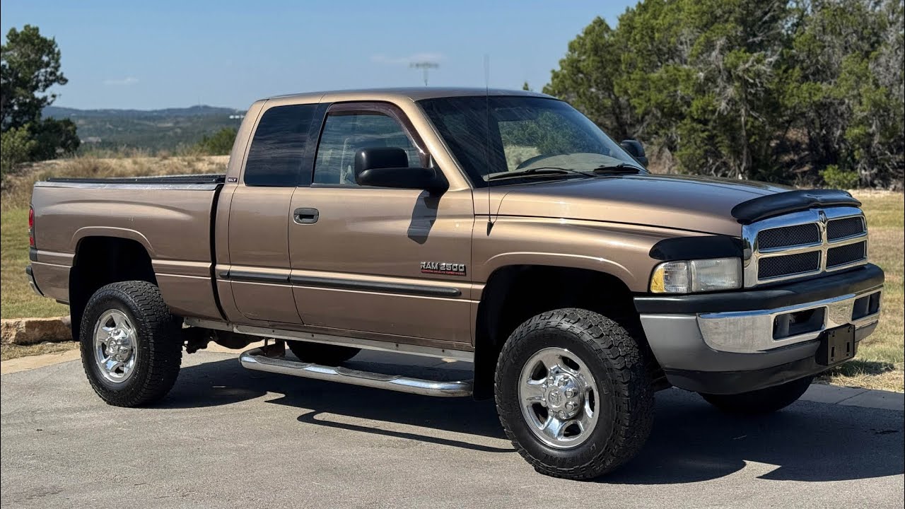2001 Dodge Ram 2500 4x4 - 24V Cummins Turbo Diesel - Short Bed - YouTube