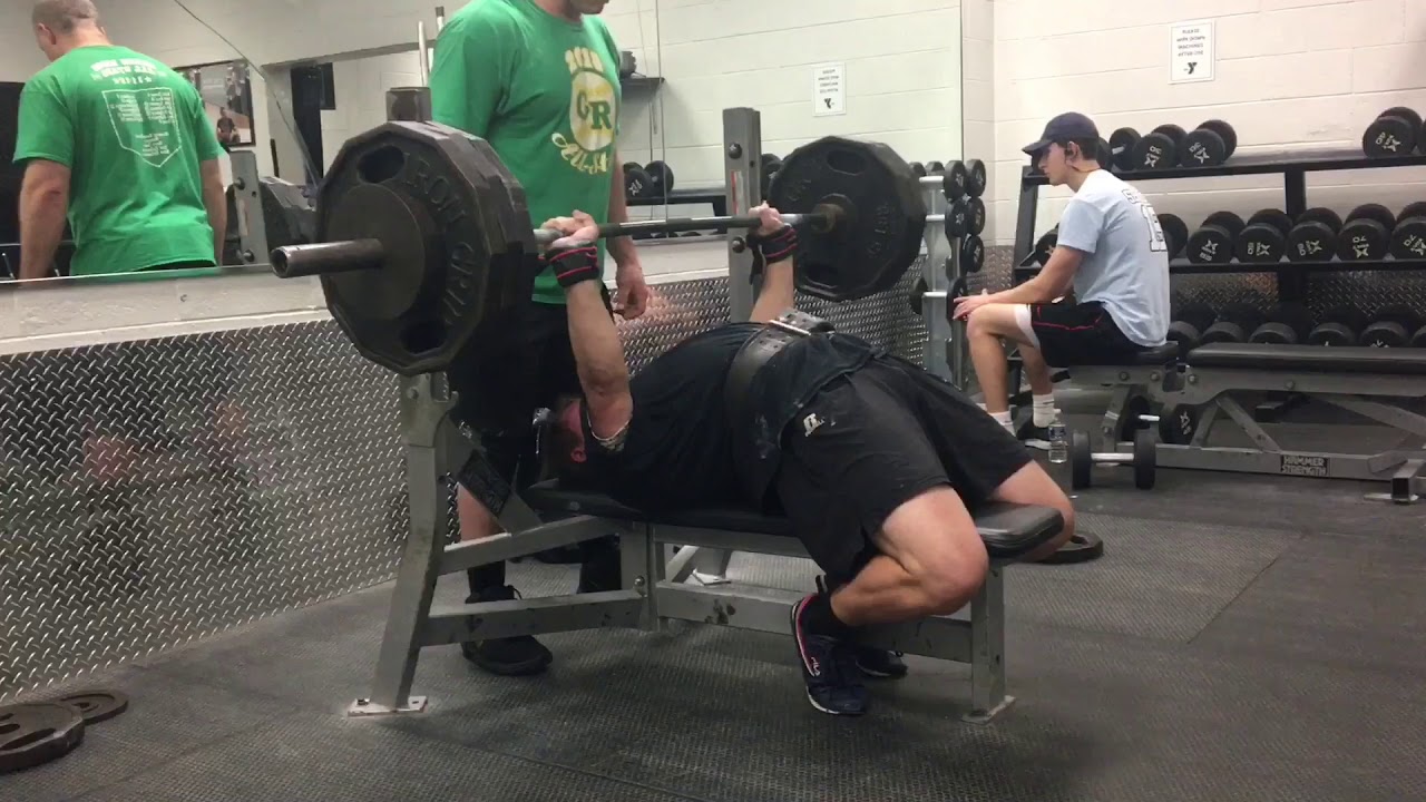 Narrow grip bench day - YouTube