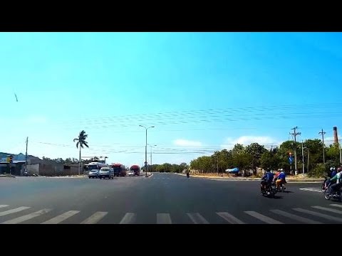 Quốc lộ 1A (Đường tránh Phan Thiết) : từ vòng xoay Bắc Phan Thiết đến Vòng xoay Suối Cát 5,7km