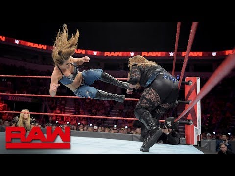 Nia Jax vs. Mickie James: Raw, July 2, 2018