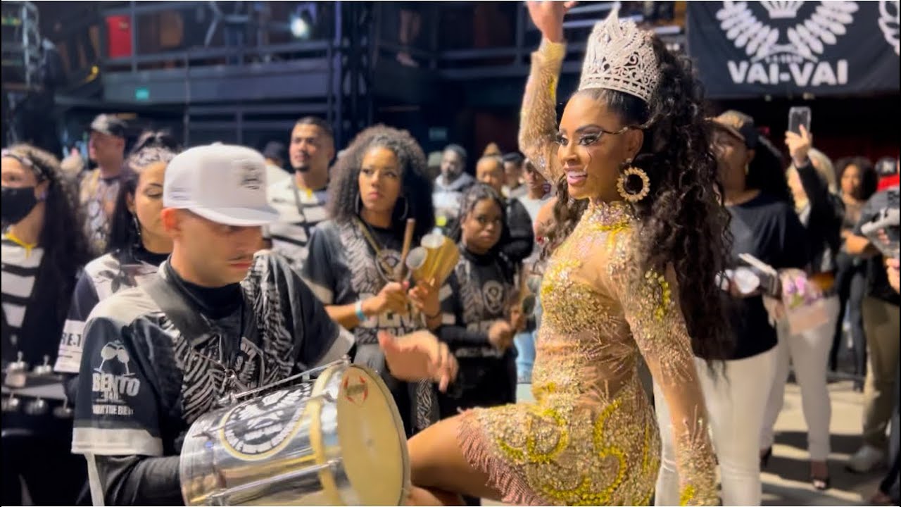 Coroação de Madu Fraga Rainha de Vai Vai para o carnaval 2024! - YouTube
