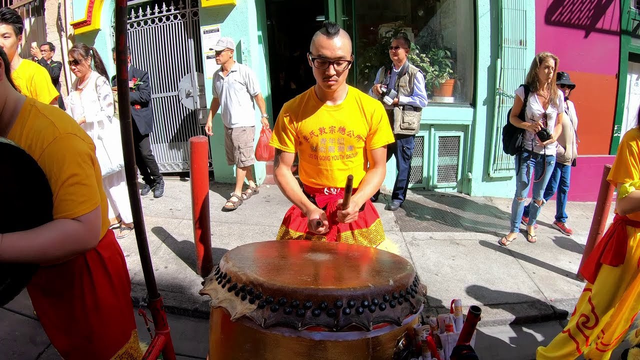 Lion Dance Drumming Freestyle // Lee's Fong Yee Tong Association 100 ...