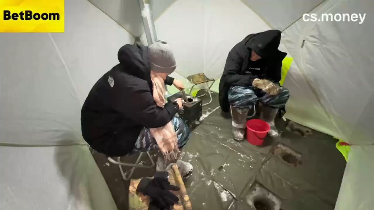 Shadowkekw, Lixxx, Strogo, Davay_po_Novoy - Зимняя рыбалка Ч-3! Ставим палатку! Стрим 08.01.2024 ...