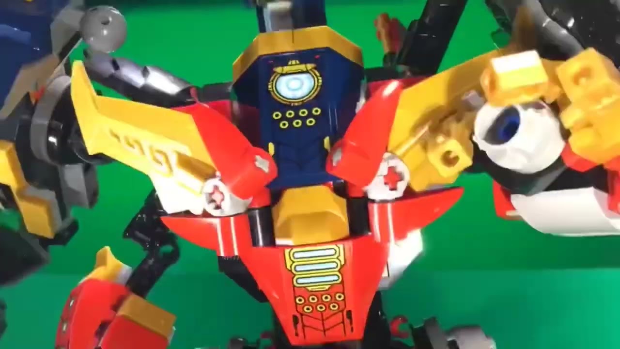 Green Screen and Mech - YouTube