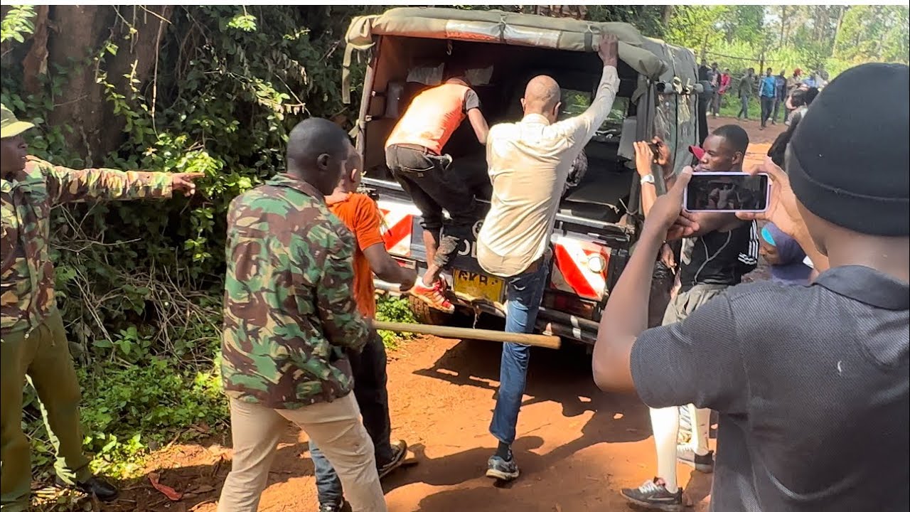 Motorbike thieves Nabbed After Attack By Bees Sent By Dr.Waswa - YouTube