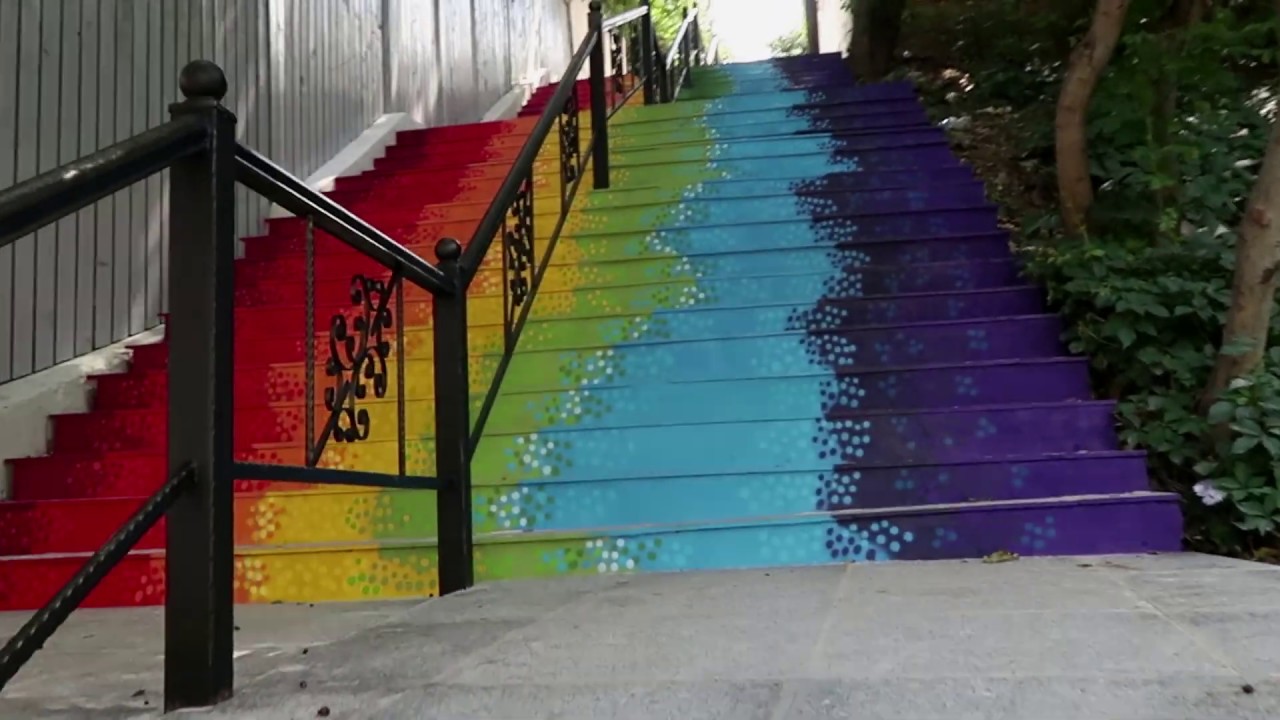 scari colorate bucuresti romniceanu - YouTube