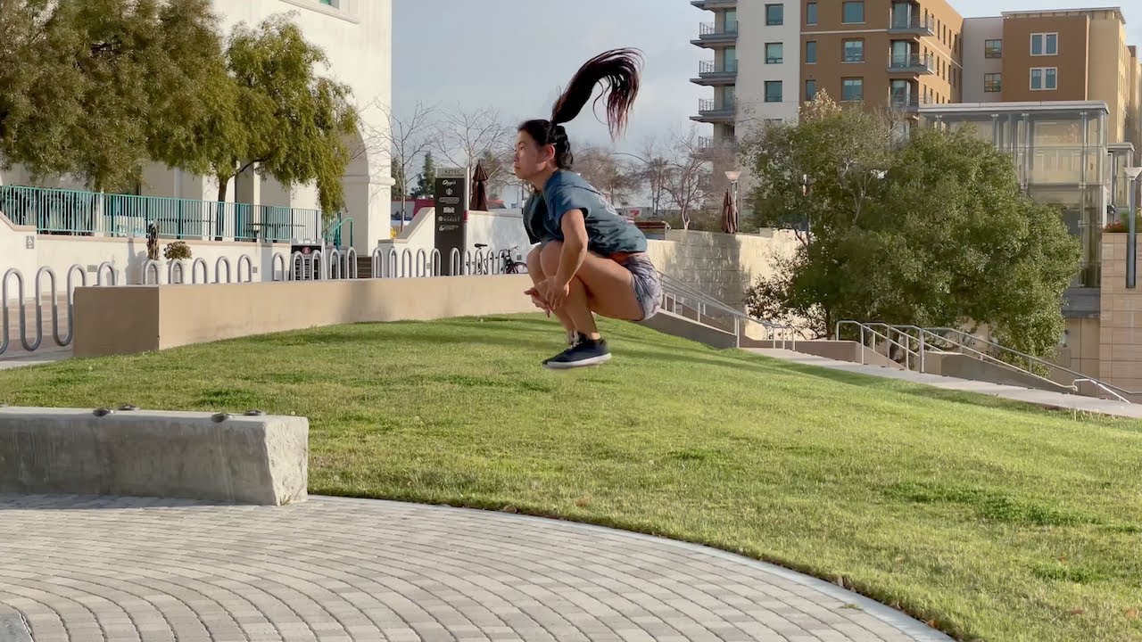Tuck jump → mid landing - YouTube