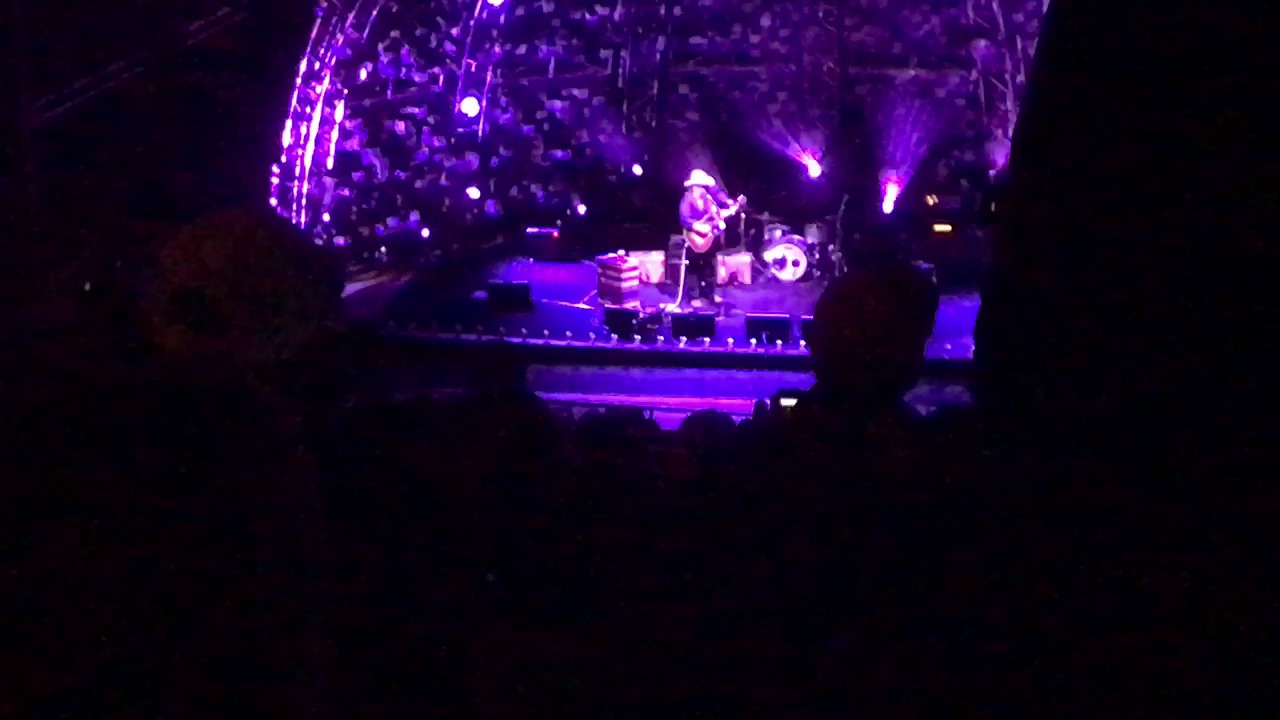 Whiskey And You Acoustic Red Rocks - YouTube