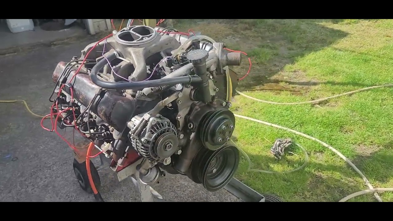 6.2L Chevy Detroit Diesel Military Spec 24v - YouTube