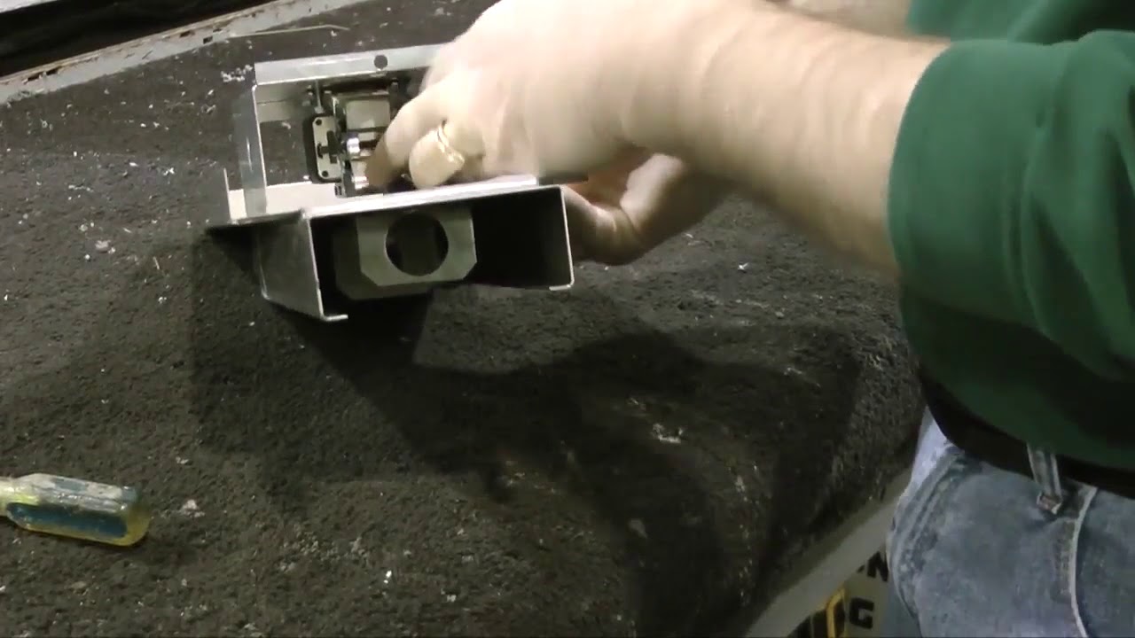 Winston Collectramatic Fryer Service Video - Replacing the Vent ...