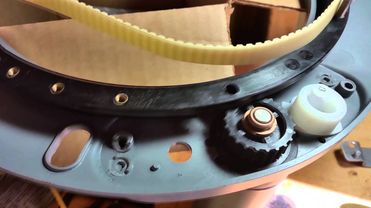 Ray Marine ST4000+ autopilot wheel pilot repairs part 2 of 4 - YouTube