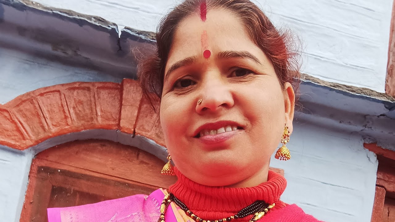 geeta joshi pandey bhajan is live - YouTube