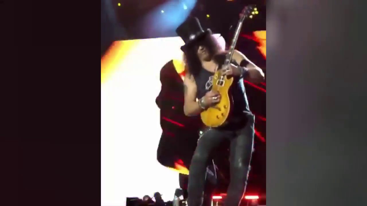 Slash - Broken String Guitar Solo - YouTube