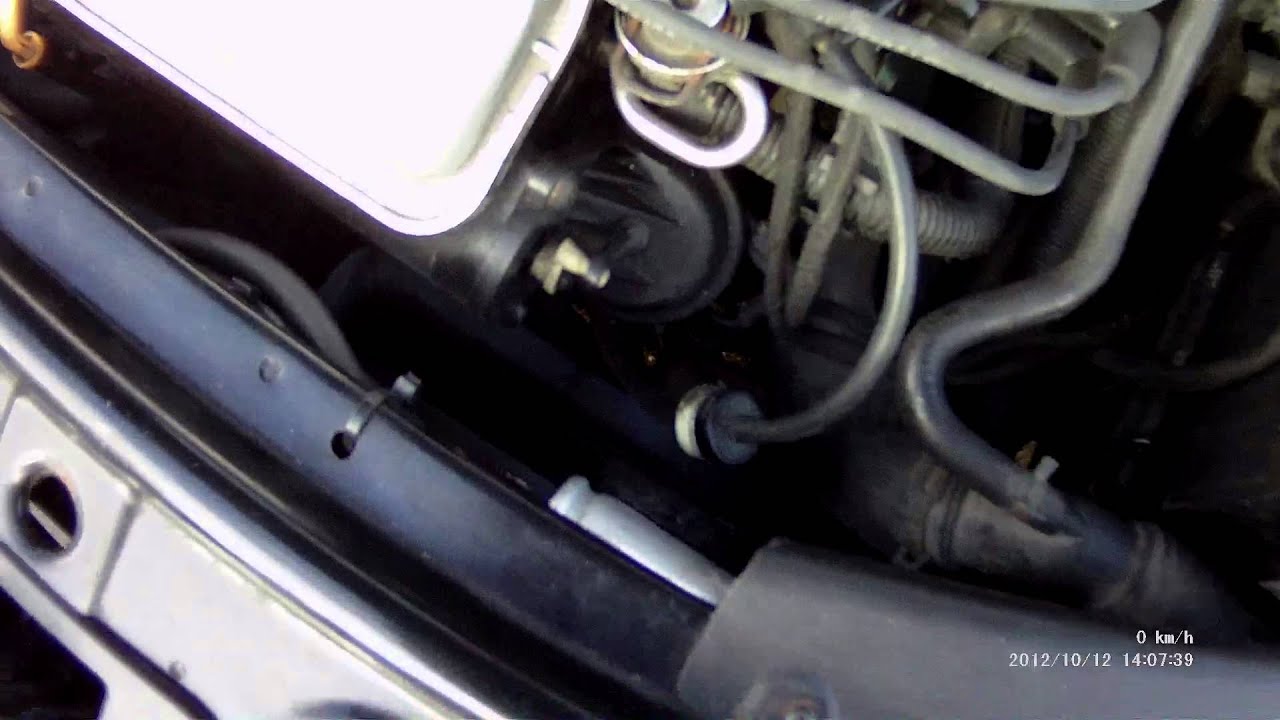 Seat Toledo V5 engine VR valve test - YouTube