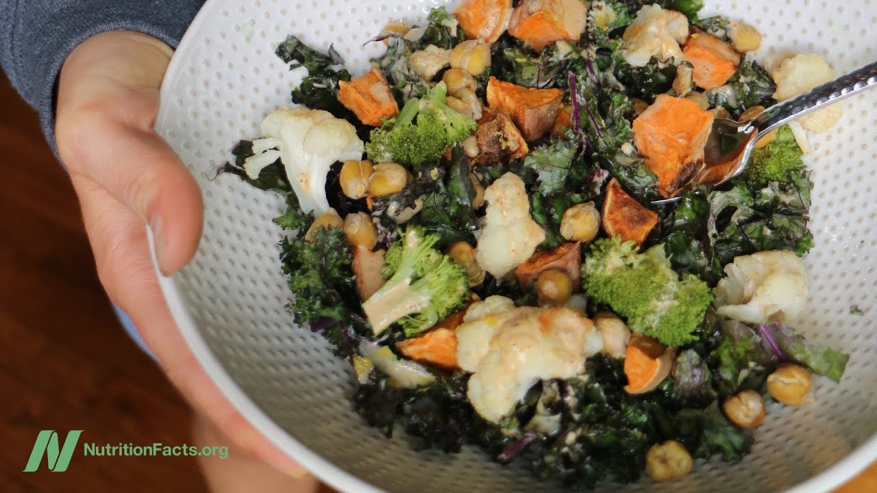 How to Lower Heavy Metal Levels with Diet - YouTube