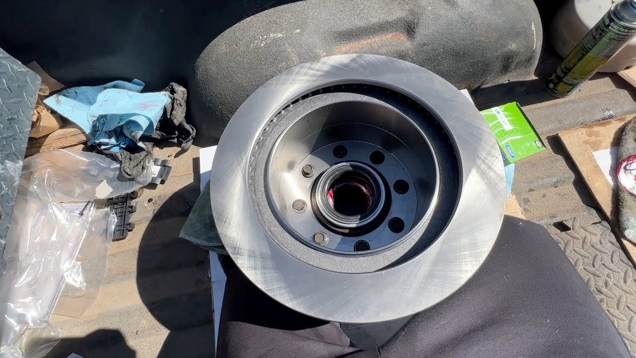 2005 Dodge Ram 3500 5.9 cummins dually - Rear Rotor Replacement - Step ...