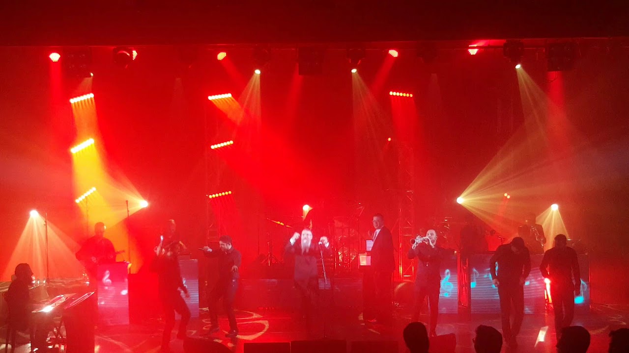 Avraham Fried - Tzoma Nafshi - Live Beit Shemesh - YouTube