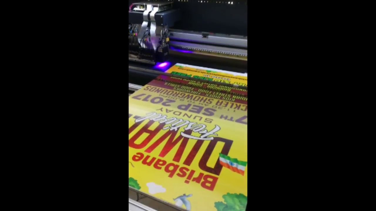 Xenons R180EUV Hybrid flatbed UV printiing on board - YouTube