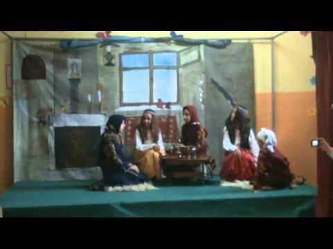 ΣΤΙΓΜΙΟΤΥΠΑ ΑΠΟ ΤΗ ΣΧΟΛΙΚΗ ΓΙΟΡΤΗ ΤΗΣ 25ης ΜΑΡΤΙΟΥ - YouTube