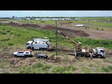 Ergon Energy Guys Removing OH Power Poles - 20/12/2022